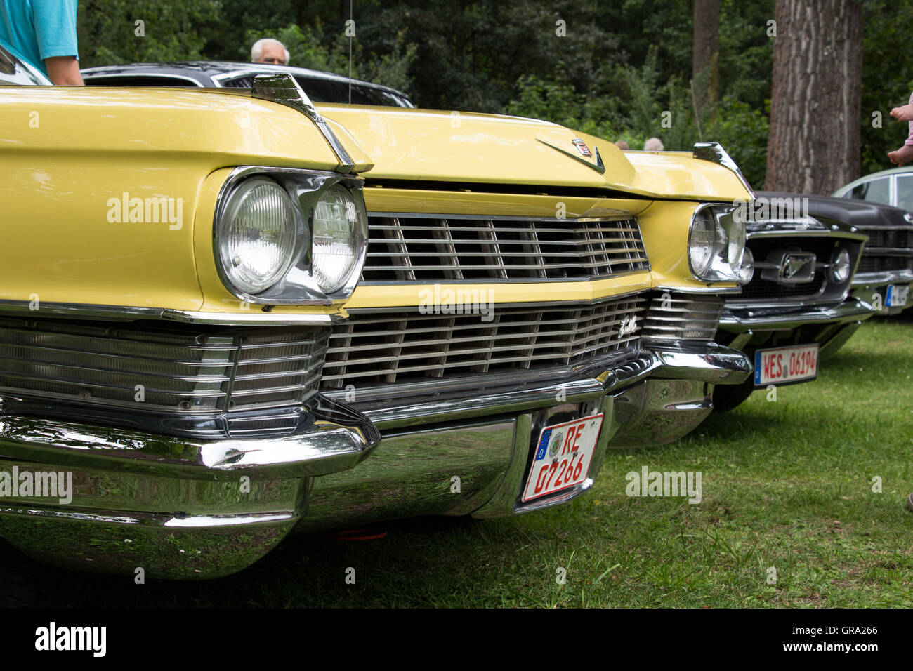 Cadillac oldtimer hi-res stock photography and images - Alamy