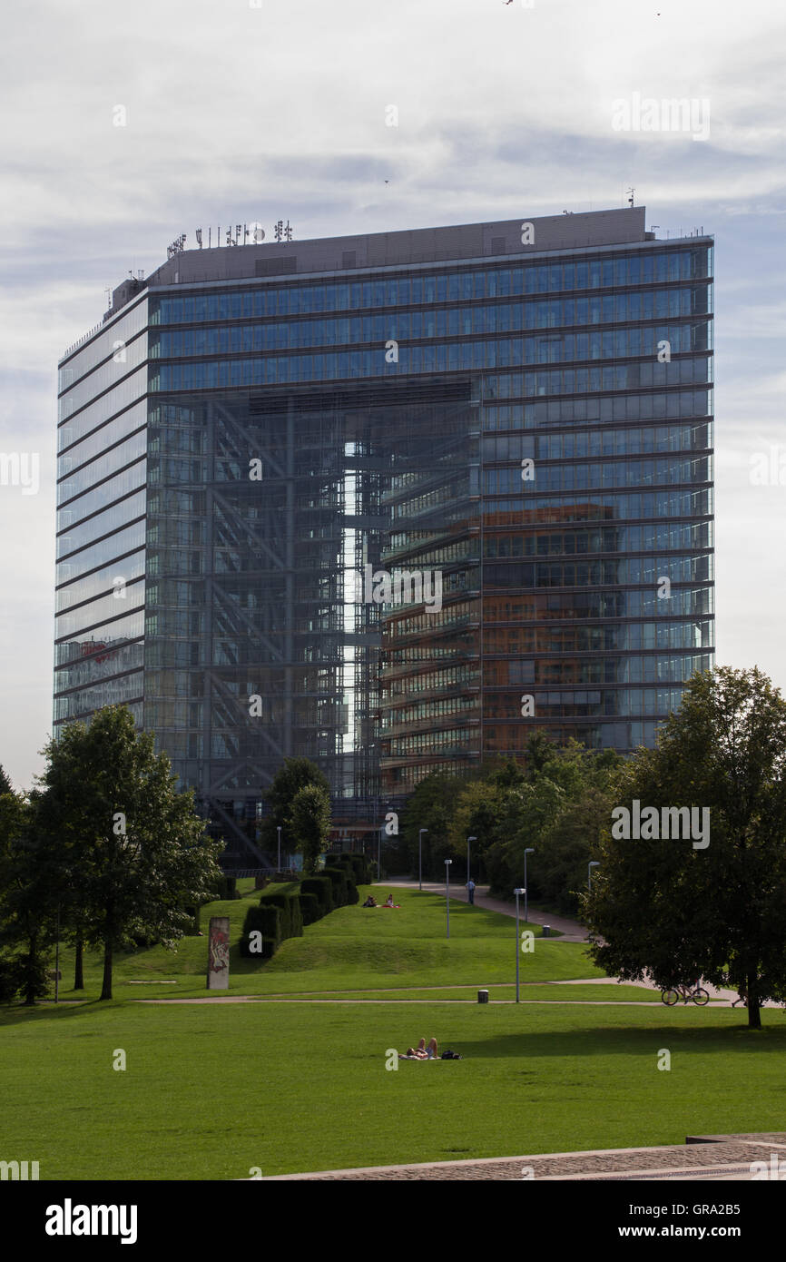 Office building stadttor dusseldorf germany hi-res stock photography ...