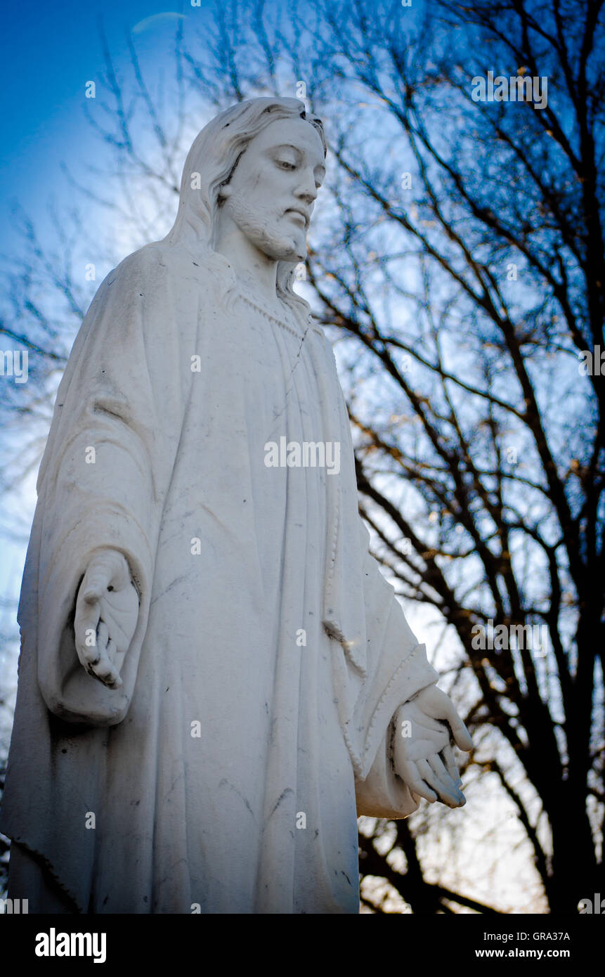 Statue jesus statue hi-res stock photography and images - Alamy
