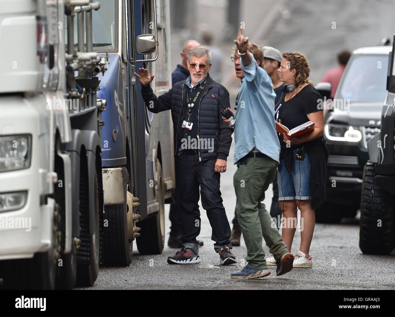 Steven Spielberg on the set Ready Player One in the Jewellery Quarter ...
