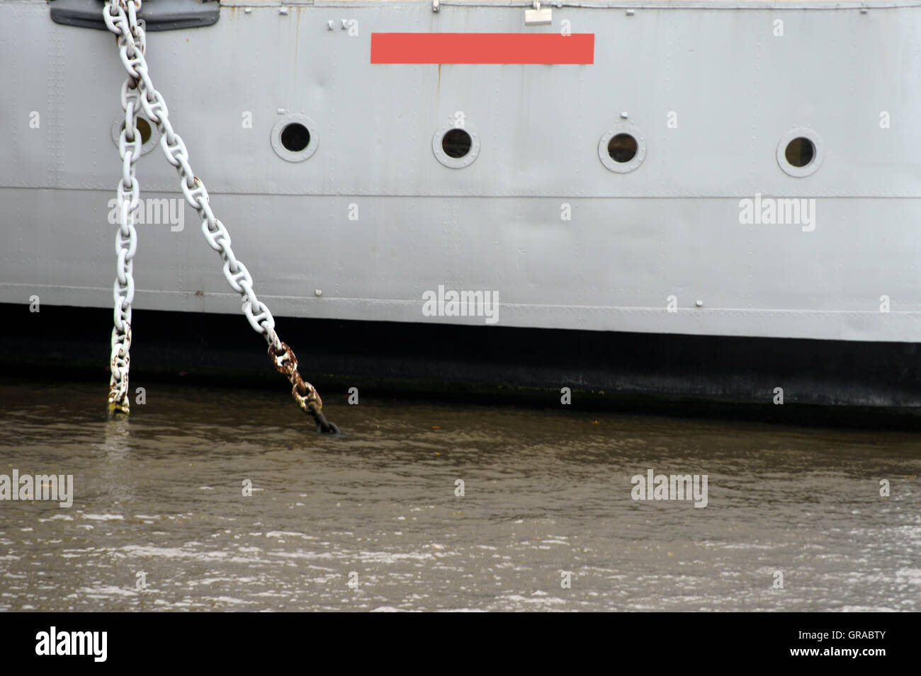 Ship Side View Stock Photo - Alamy