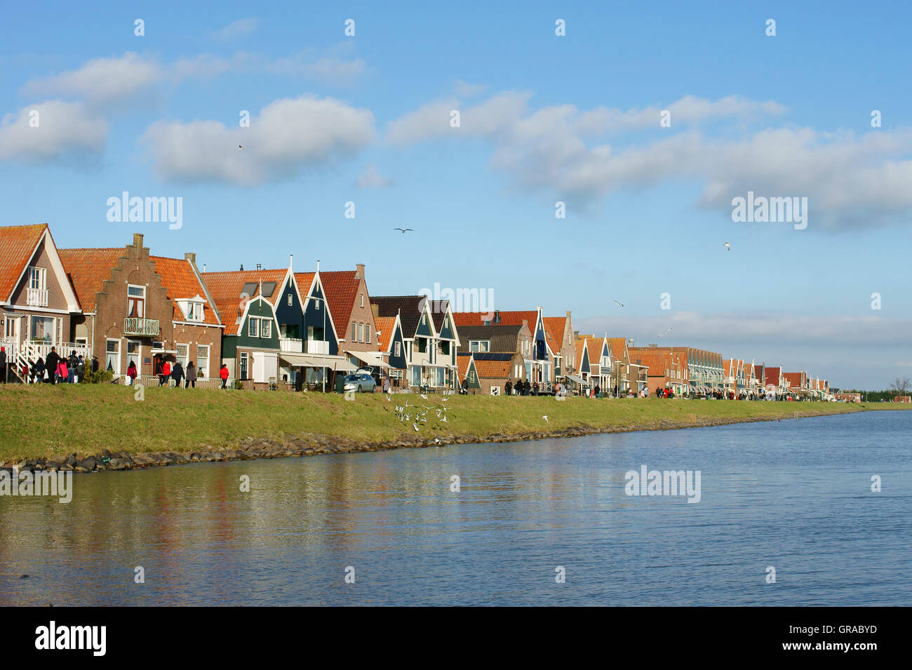 People of volendam hi-res stock photography and images - Alamy