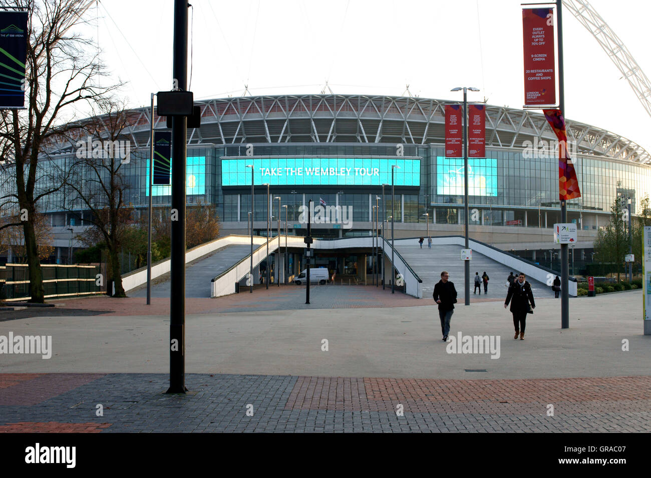 Main entrance wembley stadium hi-res stock photography and images - Alamy