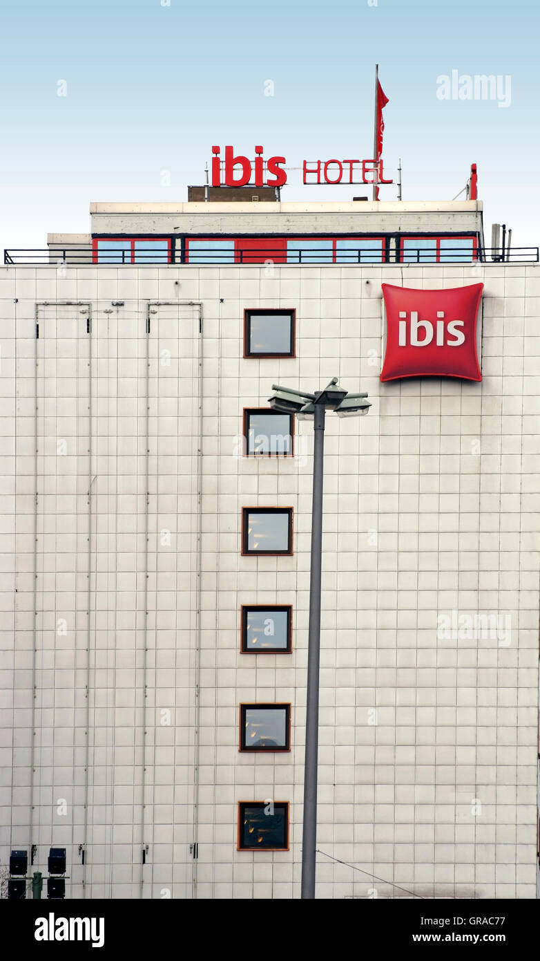 Hotel ibis hi-res stock photography and images - Alamy