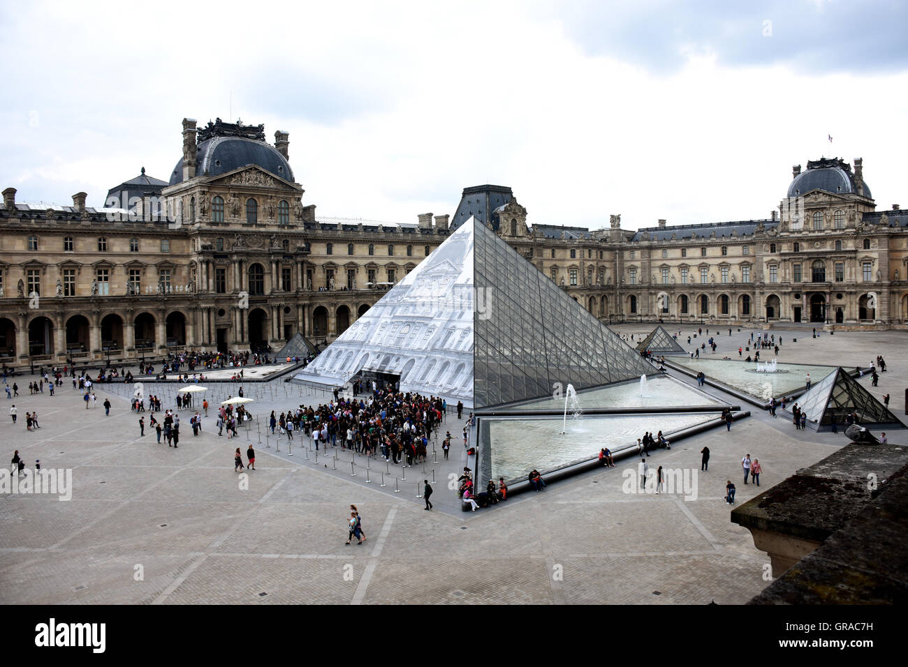 Pyramid of the Louvre Museum in Paris Stock Photo - Alamy