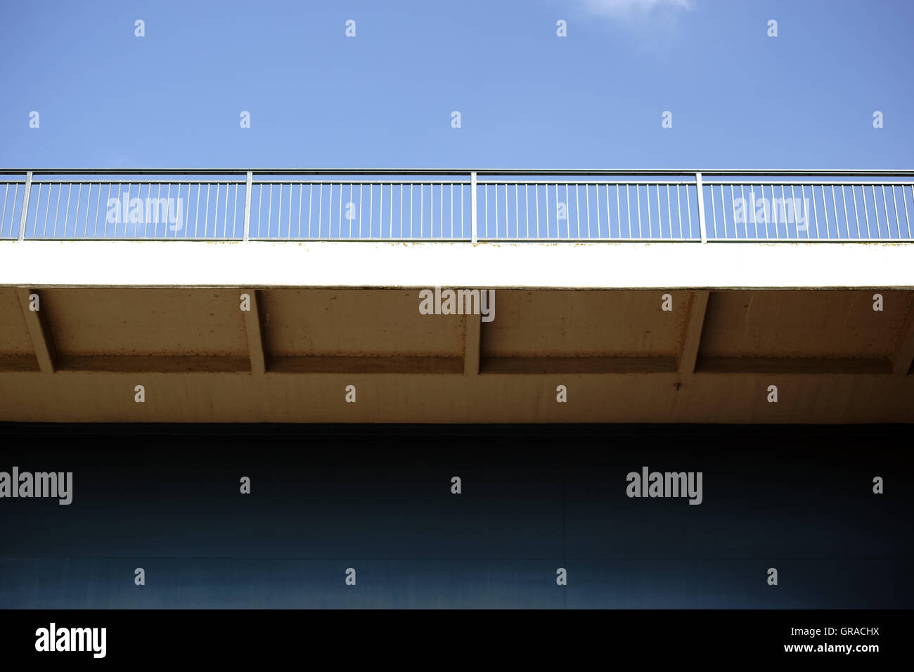 Metall railing hi-res stock photography and images - Alamy