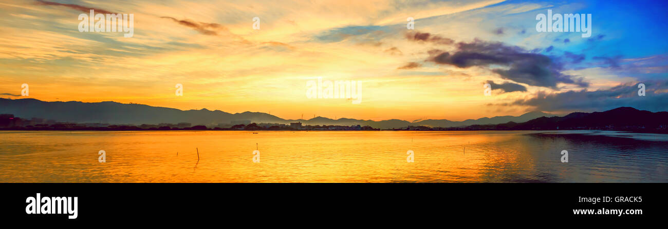 Beauty of sea during sunrise hi-res stock photography and images - Alamy