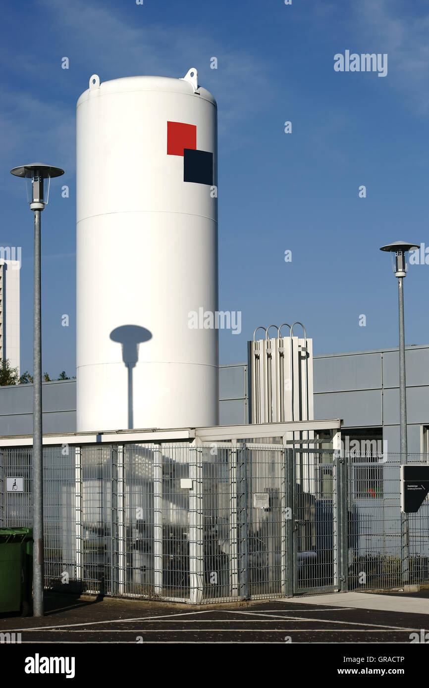 Tank objective hi-res stock photography and images - Alamy