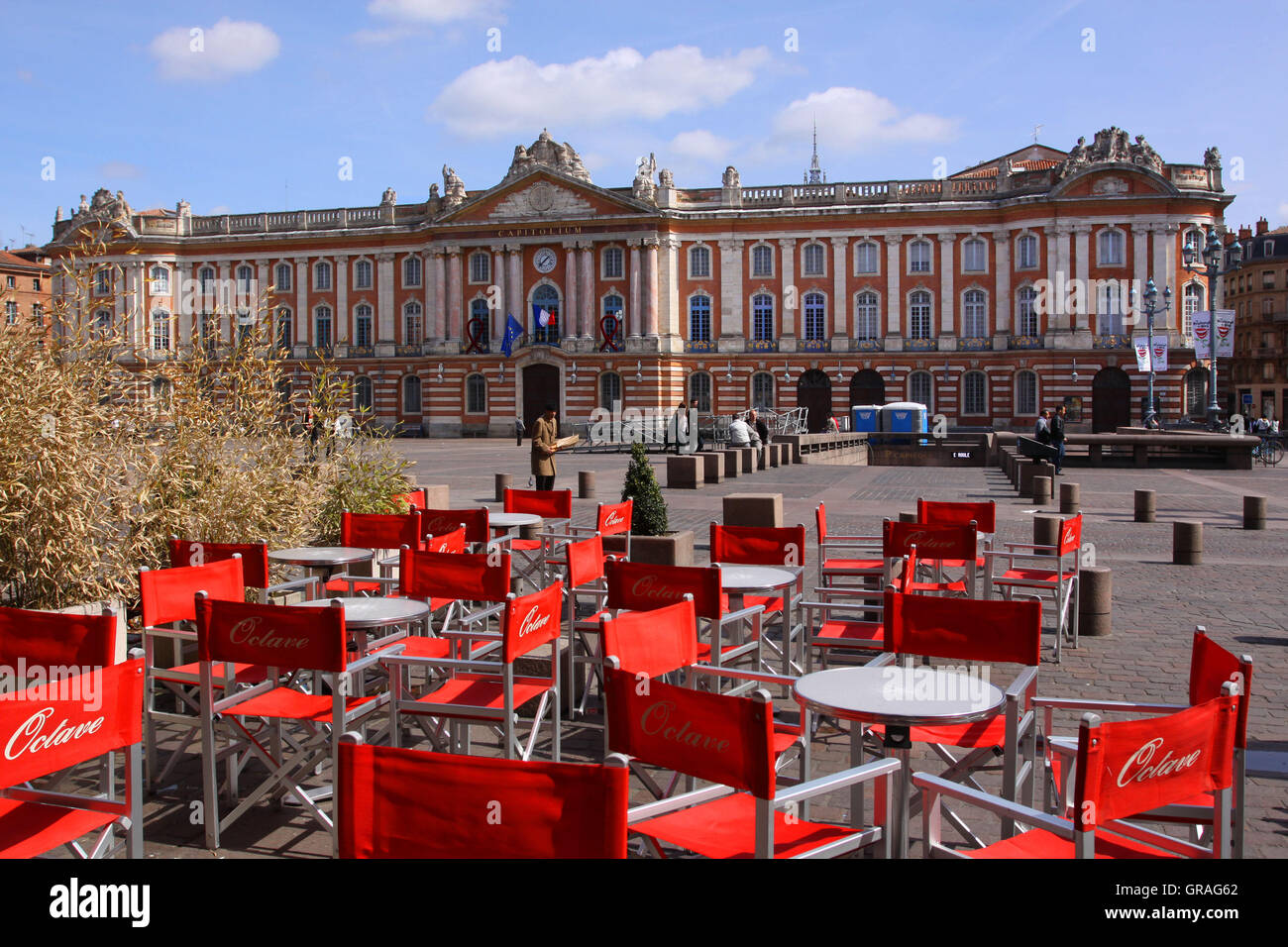 Toulouse capitol buildings hi-res stock photography and images - Alamy