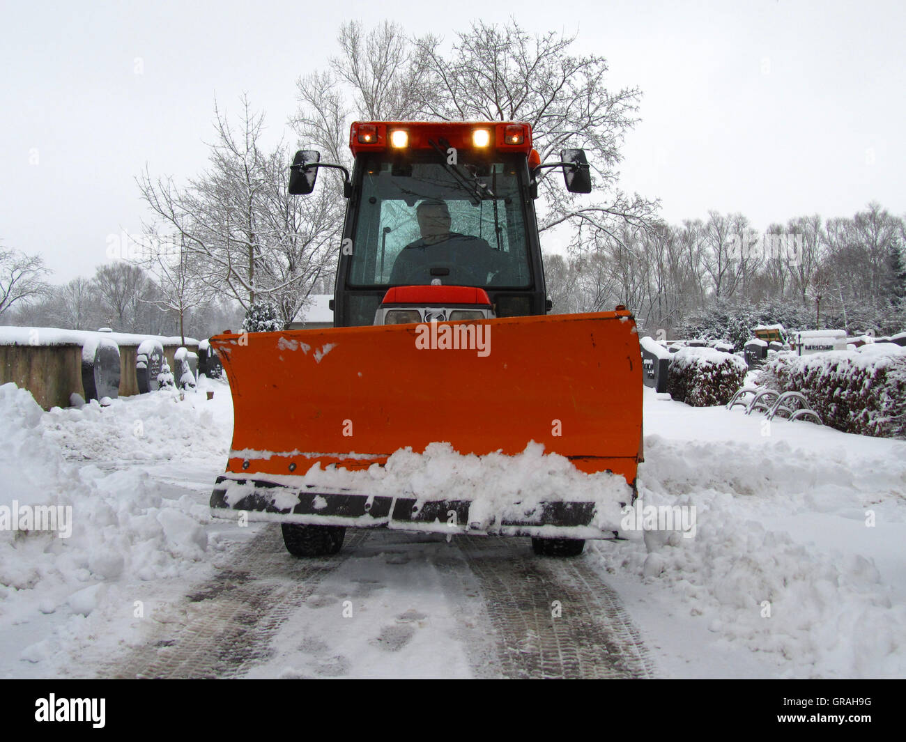 Snowplow hi-res stock photography and images - Alamy