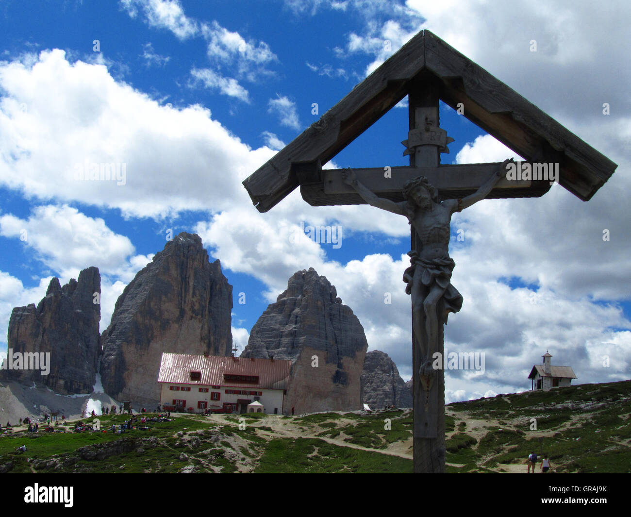 Drei zinnen refuge hi-res stock photography and images - Alamy