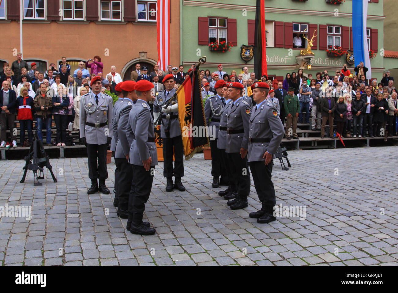 Swearing german soldiers hi-res stock photography and images - Alamy