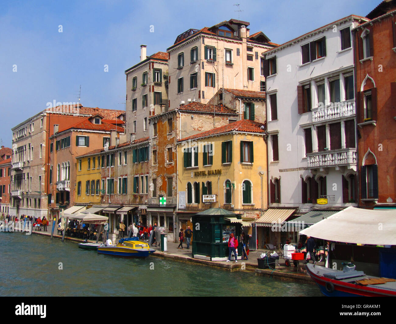 Venice structures hi-res stock photography and images - Alamy