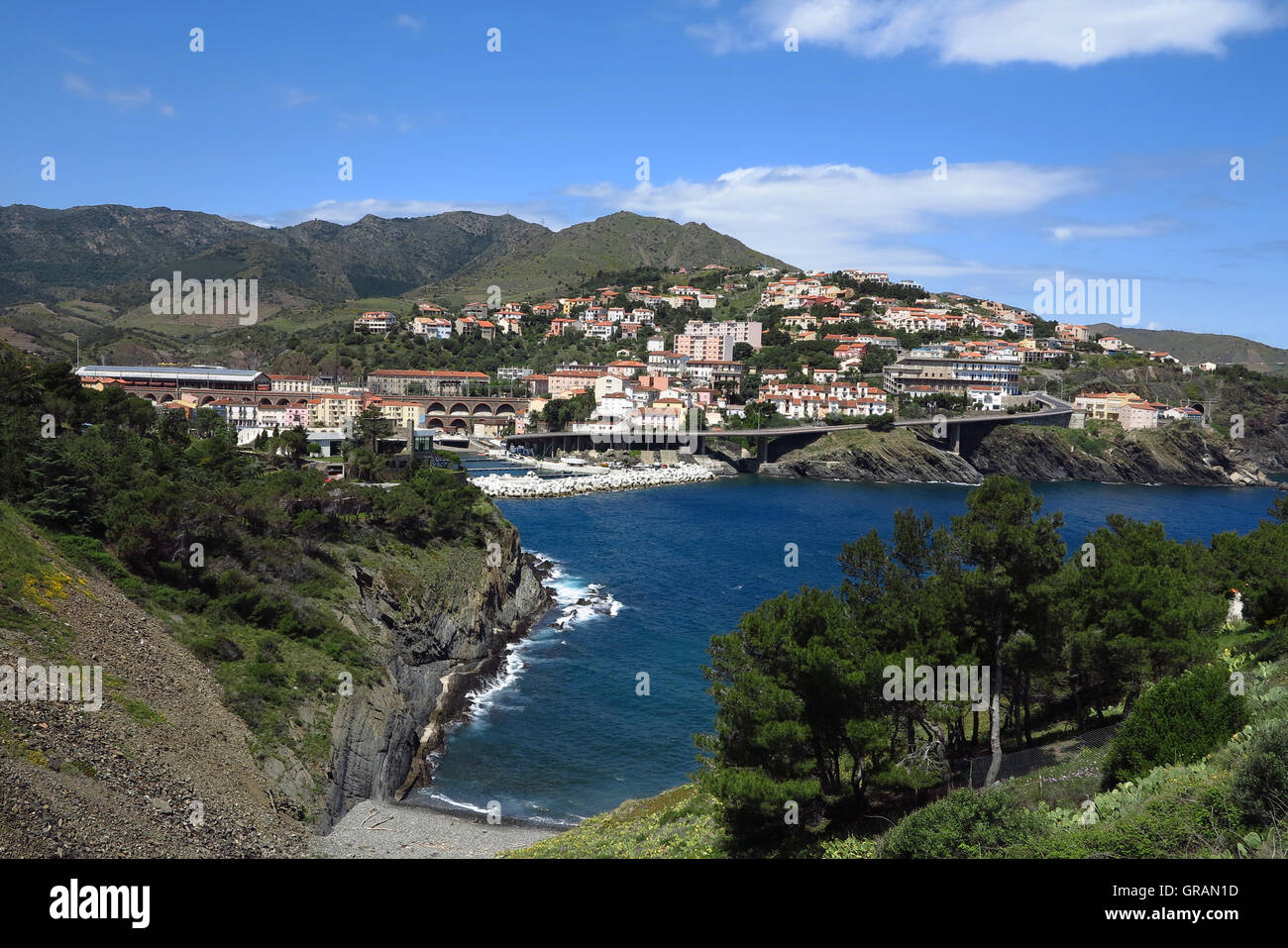 Cerbere hi-res stock photography and images - Alamy