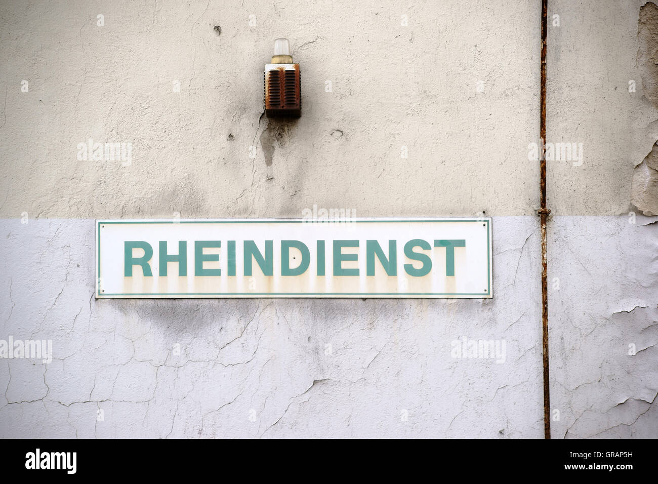 Nostalgic Sign And Warning Light Stock Photo - Alamy