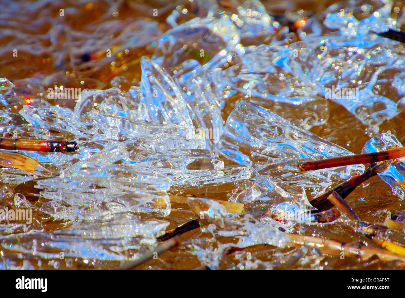 Ice sparkles and the rays of the sun reflected in ice crystals. Filming ...