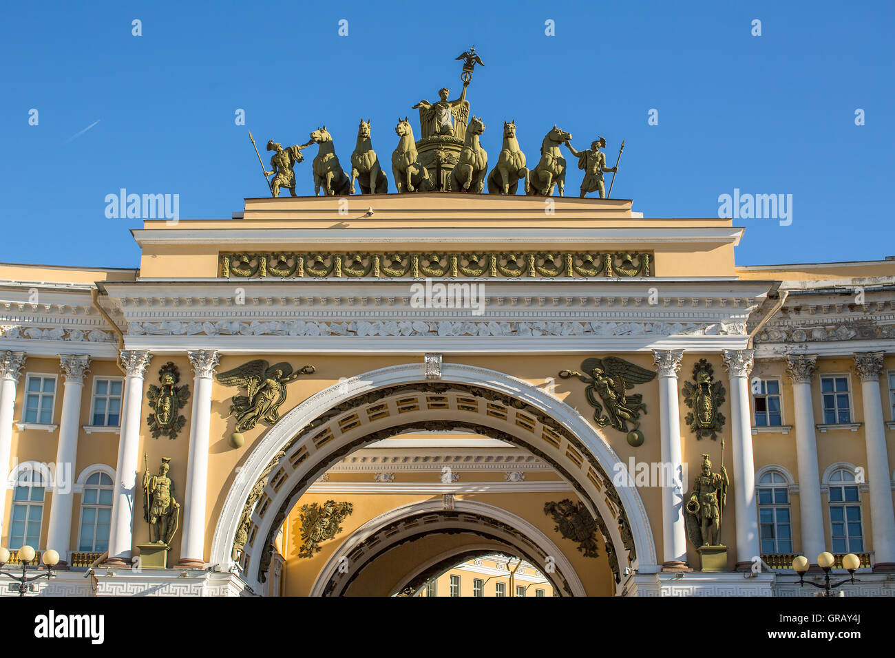 The General Staff building in Palace Square, Saint Petersburg, Russia ...