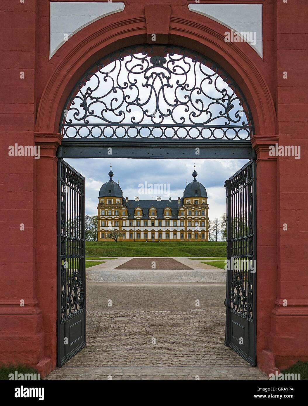 Schloss seehof palace hi-res stock photography and images - Alamy