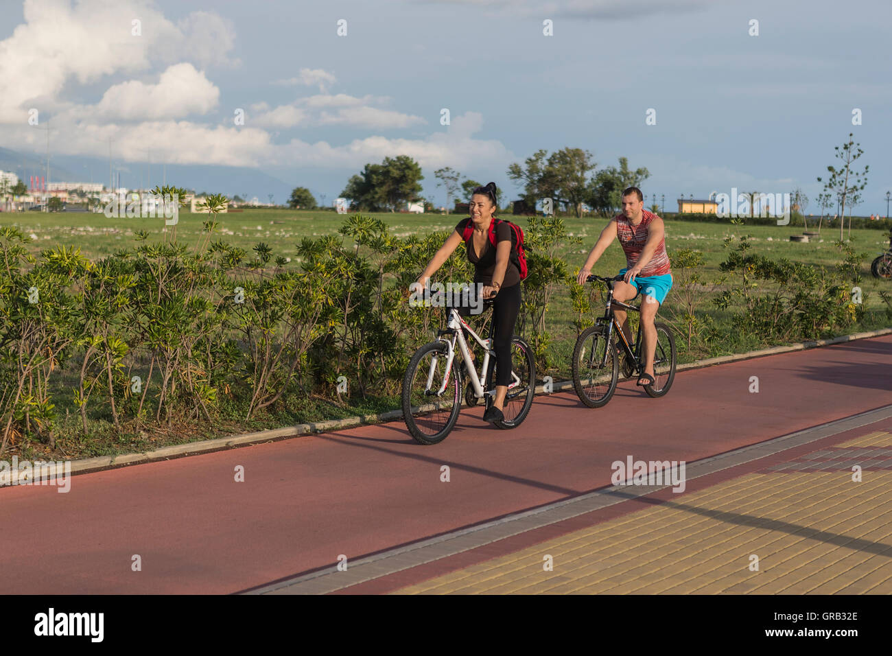 Motion paths hi-res stock photography and images - Alamy