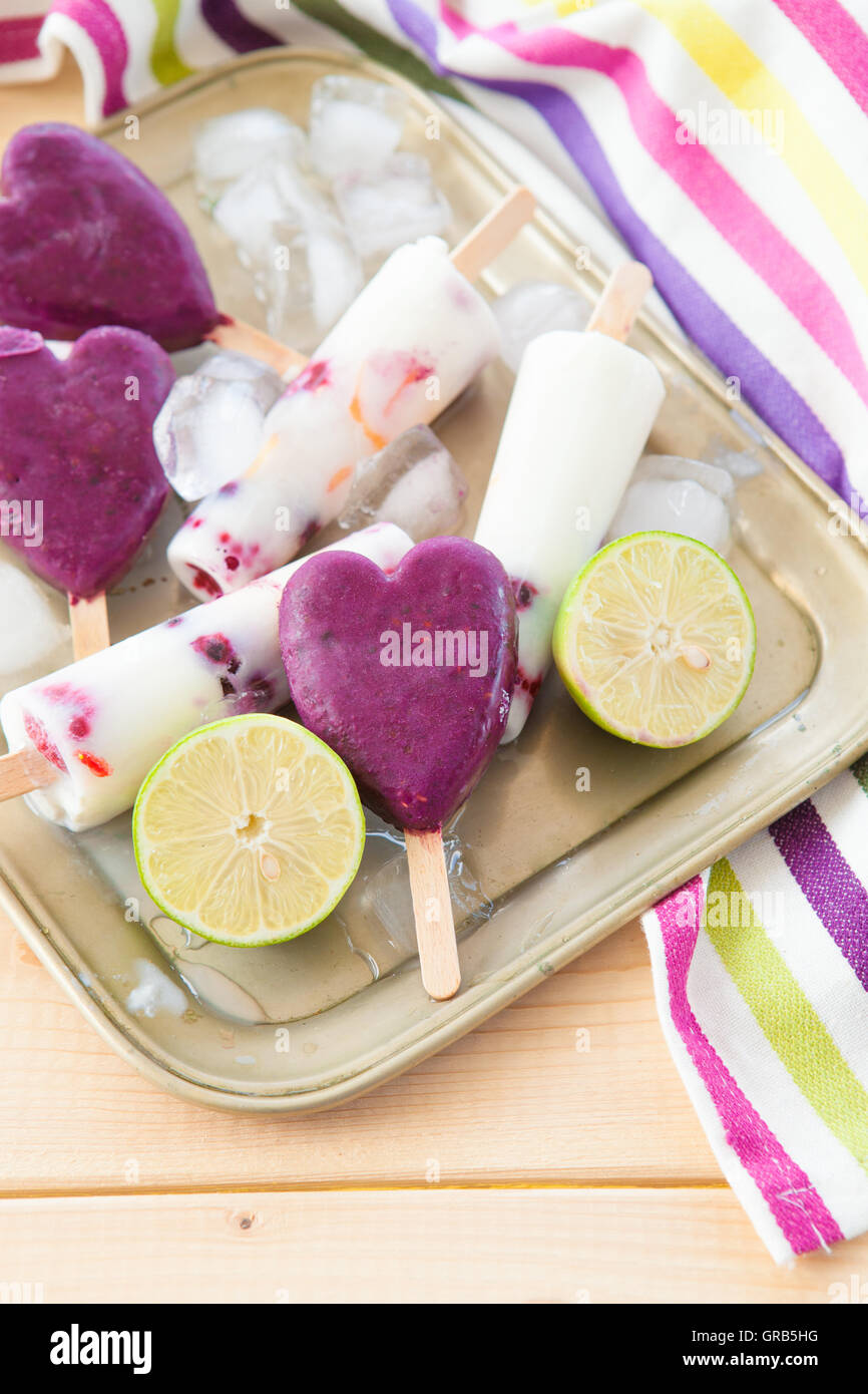 Homemade Frozen Popsicles Stock Photo - Alamy