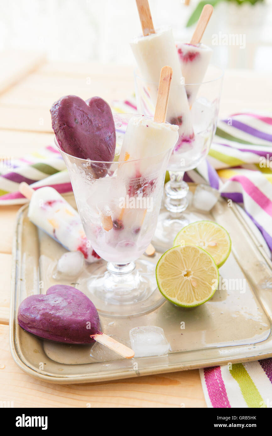 Homemade Frozen Popsicles Stock Photo - Alamy