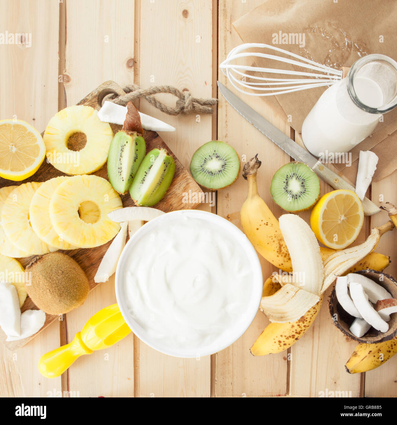 Exotic fruechte hi-res stock photography and images - Alamy