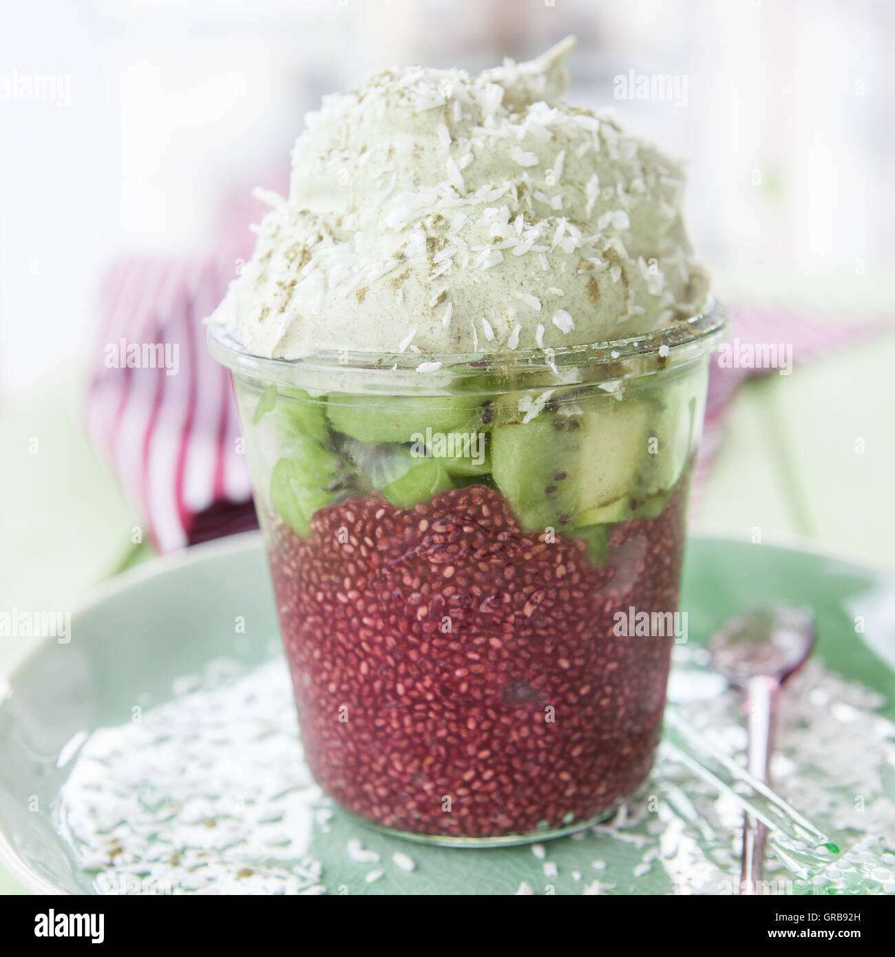 Chia oudding hi-res stock photography and images - Alamy