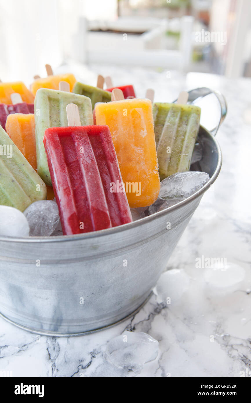 Auswahl eis hi-res stock photography and images - Alamy