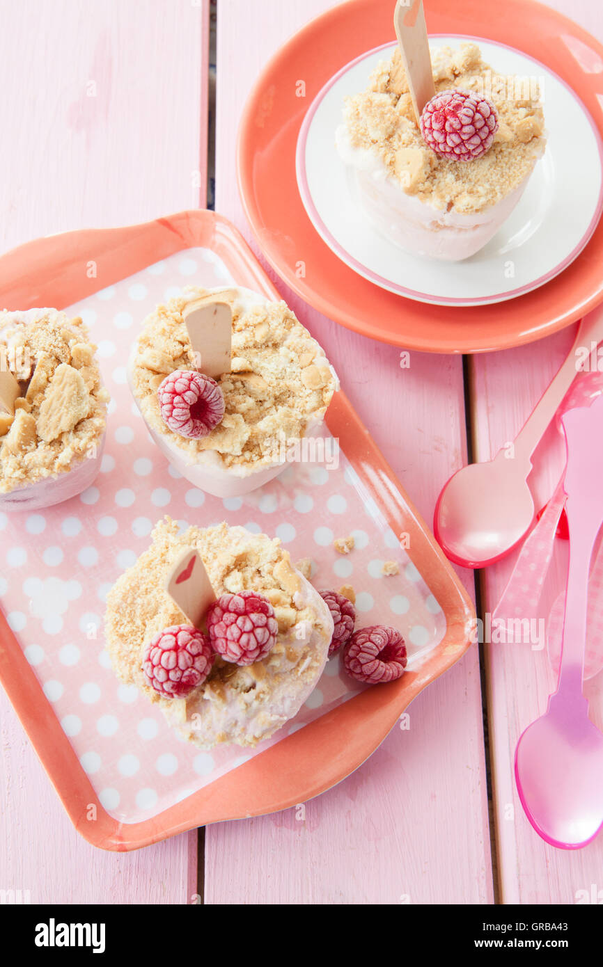Raspberry Ice Cream Stock Photo - Alamy