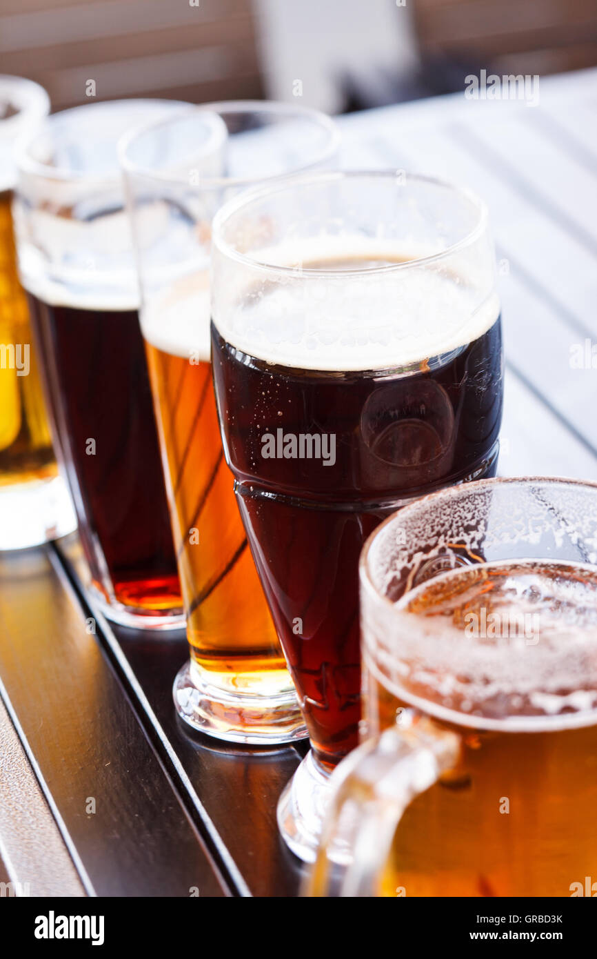 Beer ale lager pub hi-res stock photography and images - Alamy