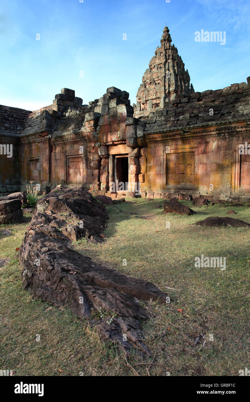 Cambodian castle hi-res stock photography and images - Alamy
