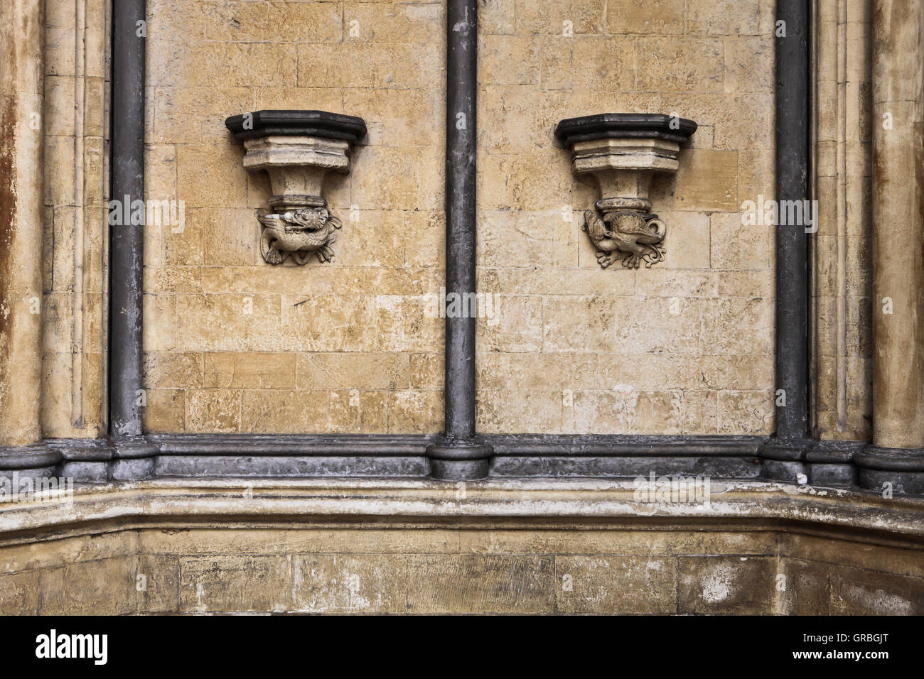Gothic bow window hi-res stock photography and images - Alamy