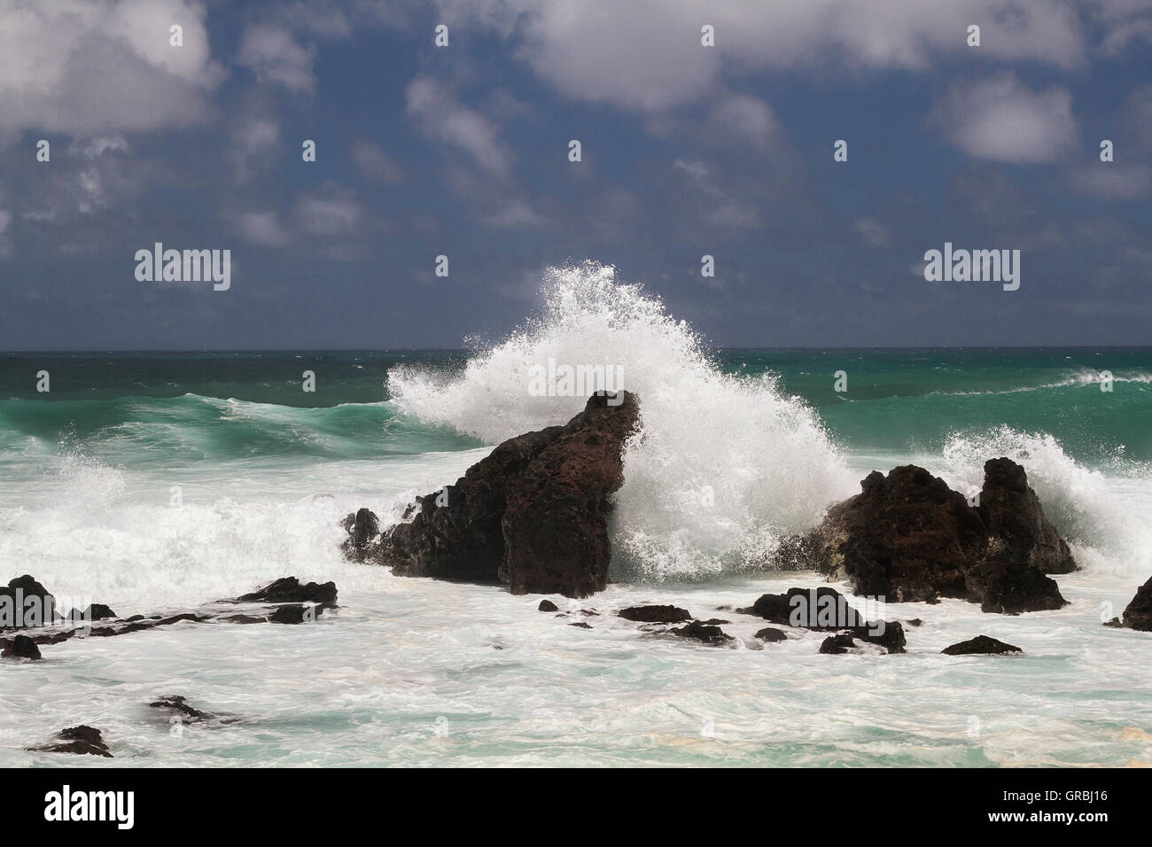 Strong ocean hi-res stock photography and images - Alamy