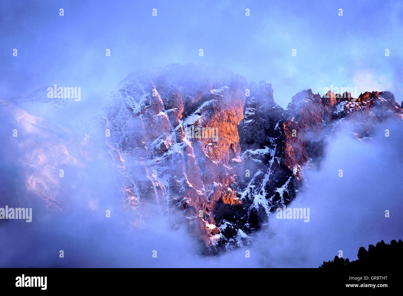 Partly covered hi-res stock photography and images - Alamy