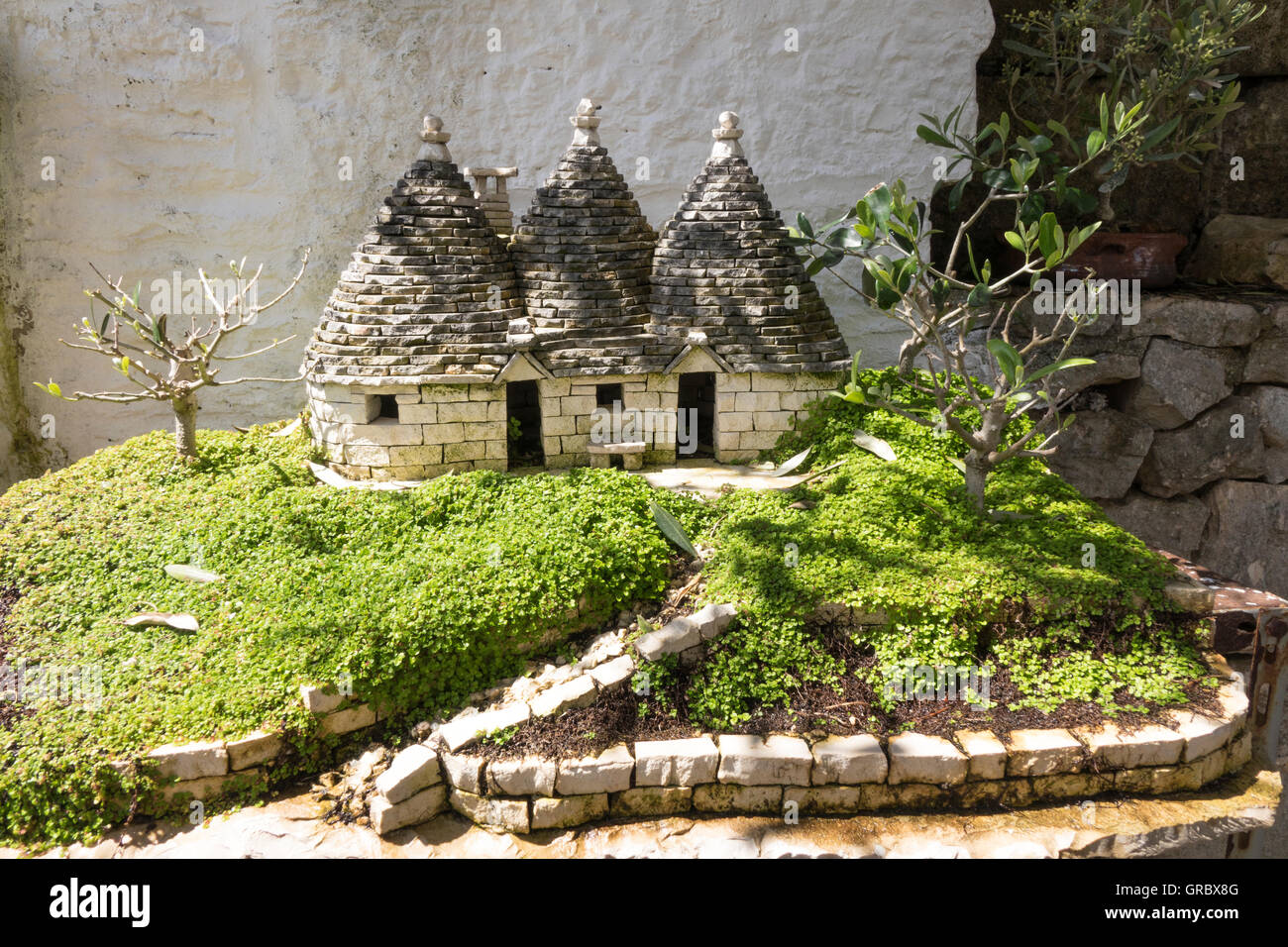 Miniature trees hi-res stock photography and images - Alamy