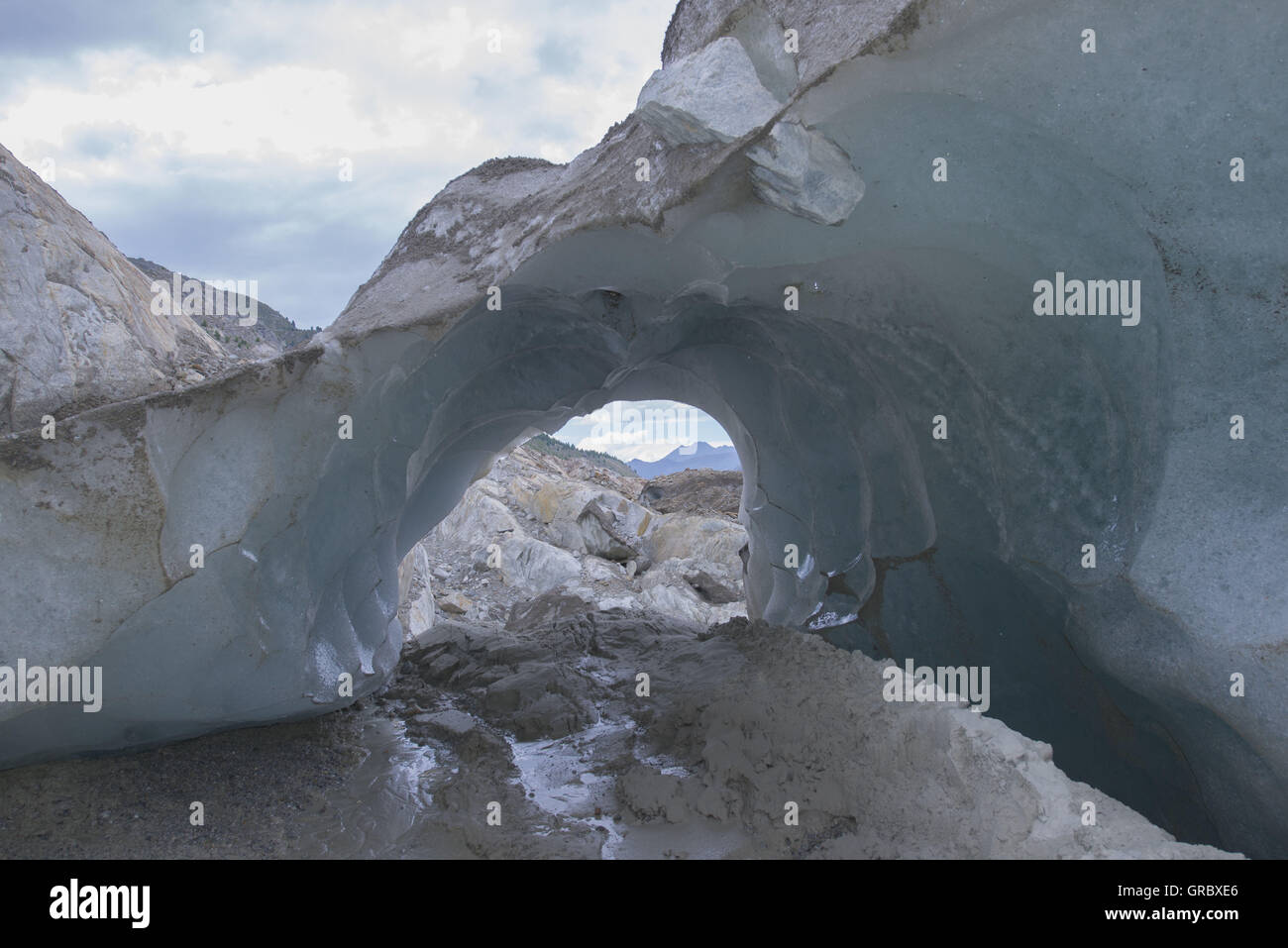 Cold frigid glacier meltwater hi-res stock photography and images - Alamy