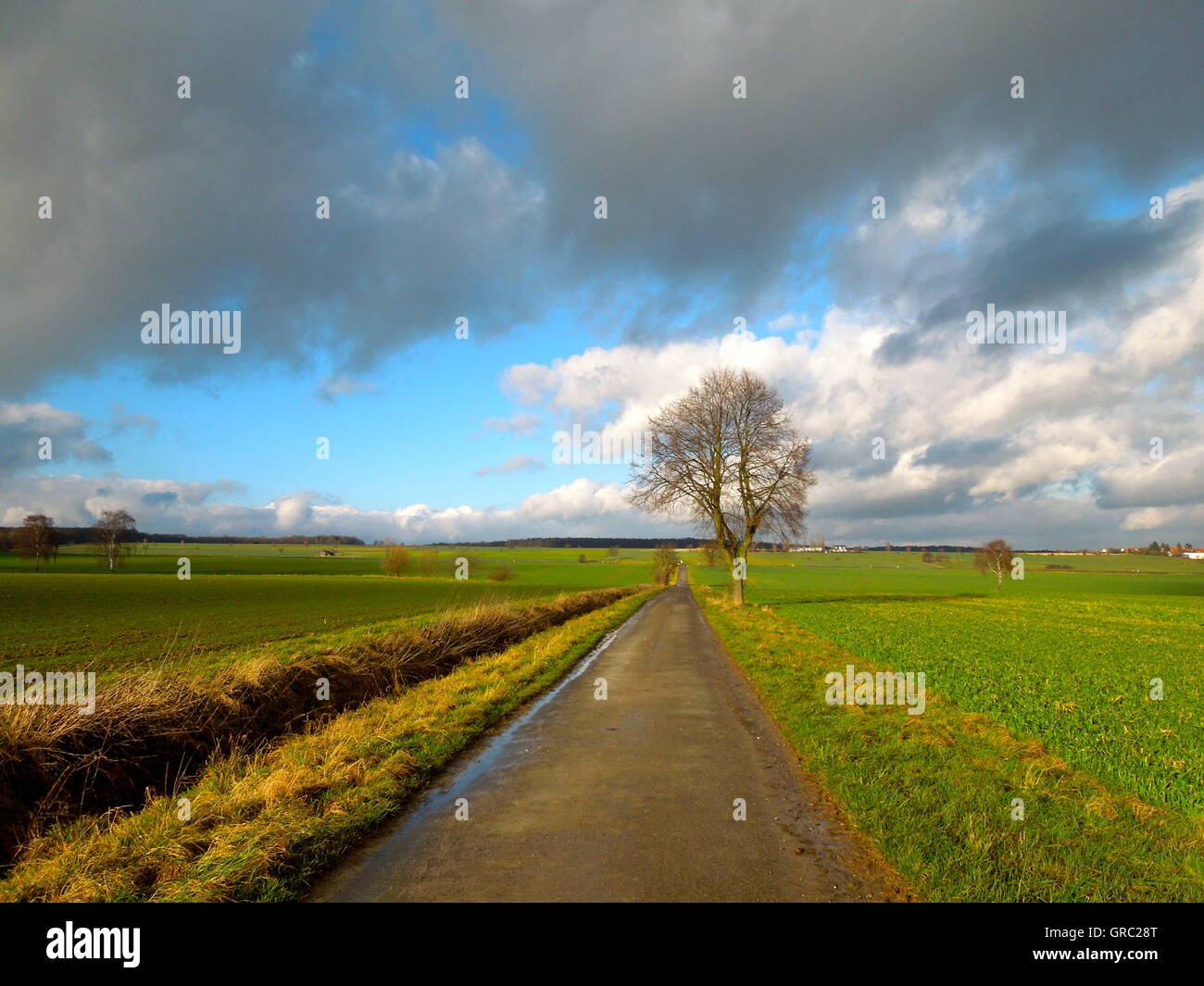 Openroad hi-res stock photography and images - Alamy