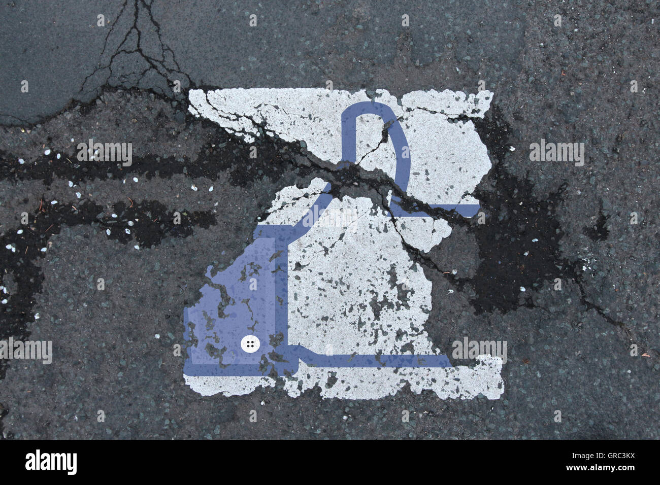 Facebook logo broken hi-res stock photography and images - Alamy
