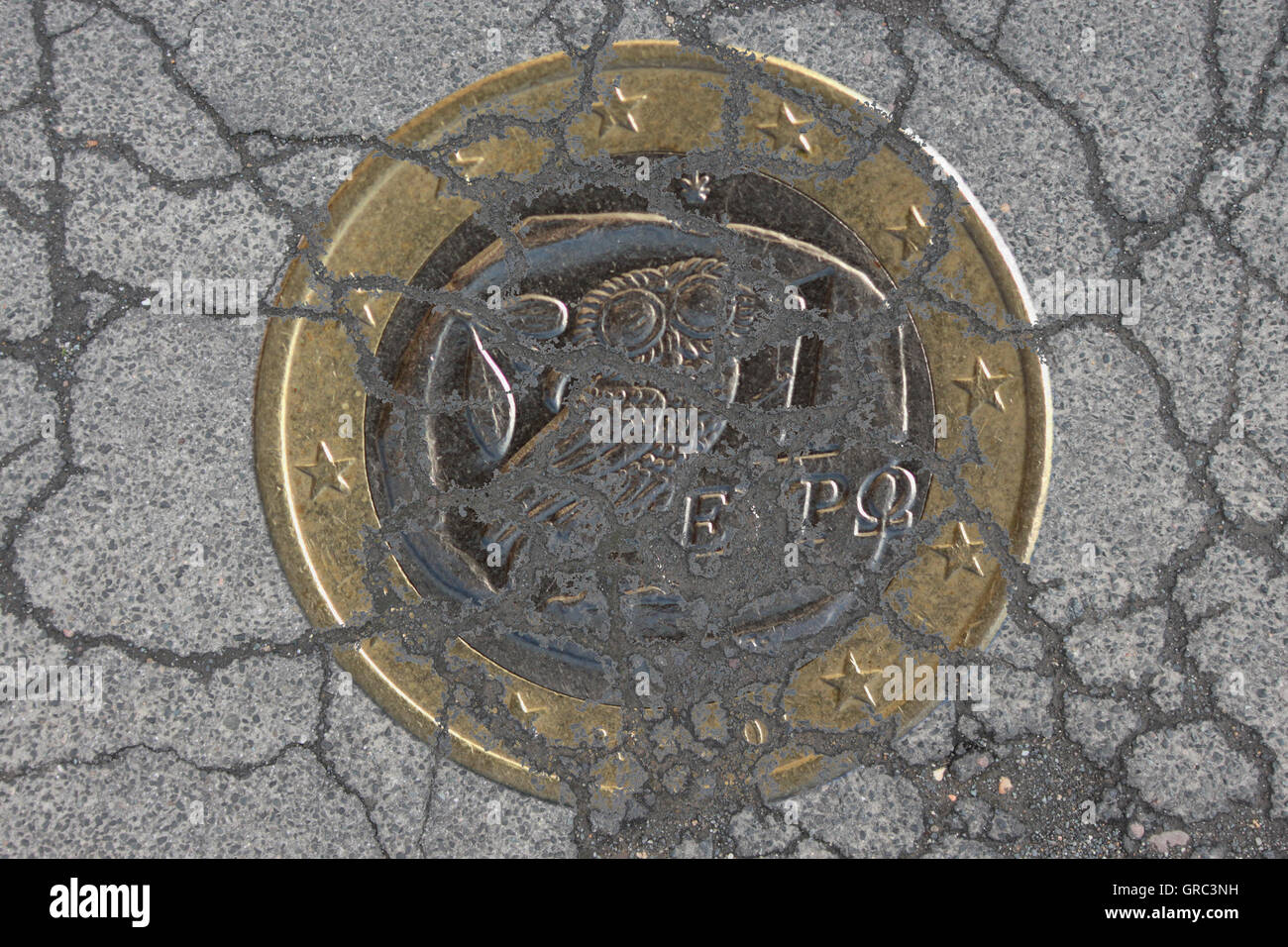 Euro coin contract hi-res stock photography and images - Alamy