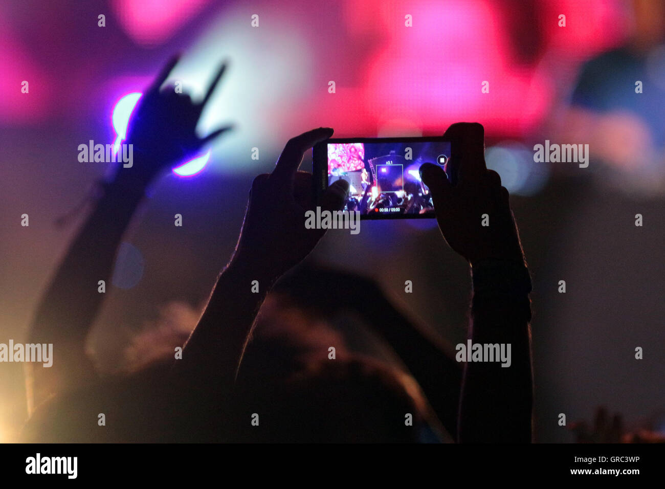 Filming culture hi-res stock photography and images - Alamy