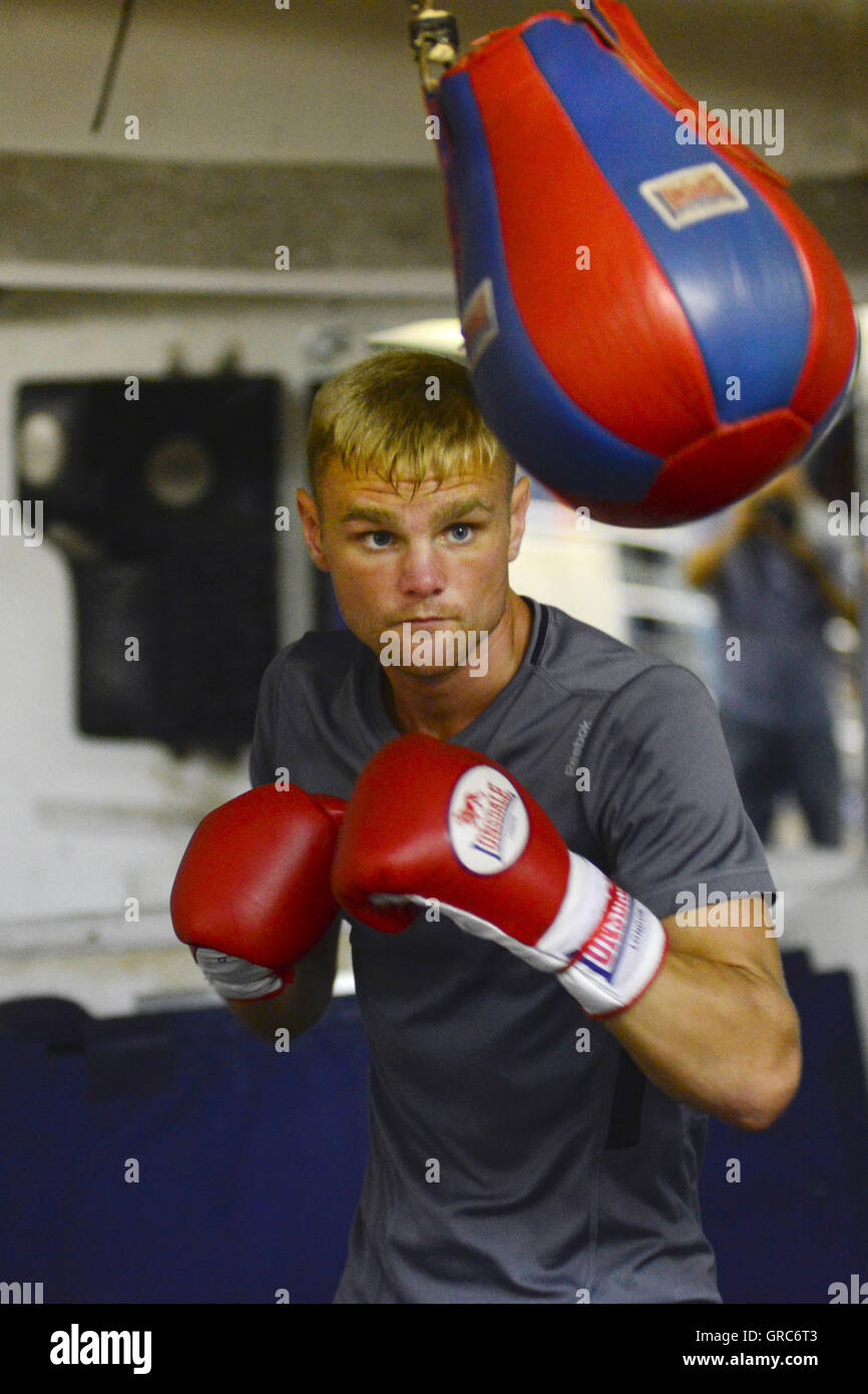 Shafton hi-res stock photography and images - Alamy