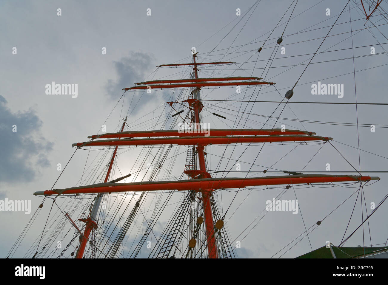 Mast And Rigging Stock Photo - Alamy