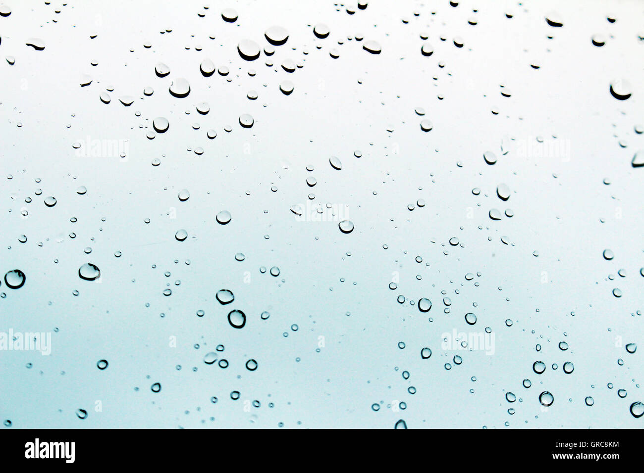 Large water drops hi-res stock photography and images - Alamy