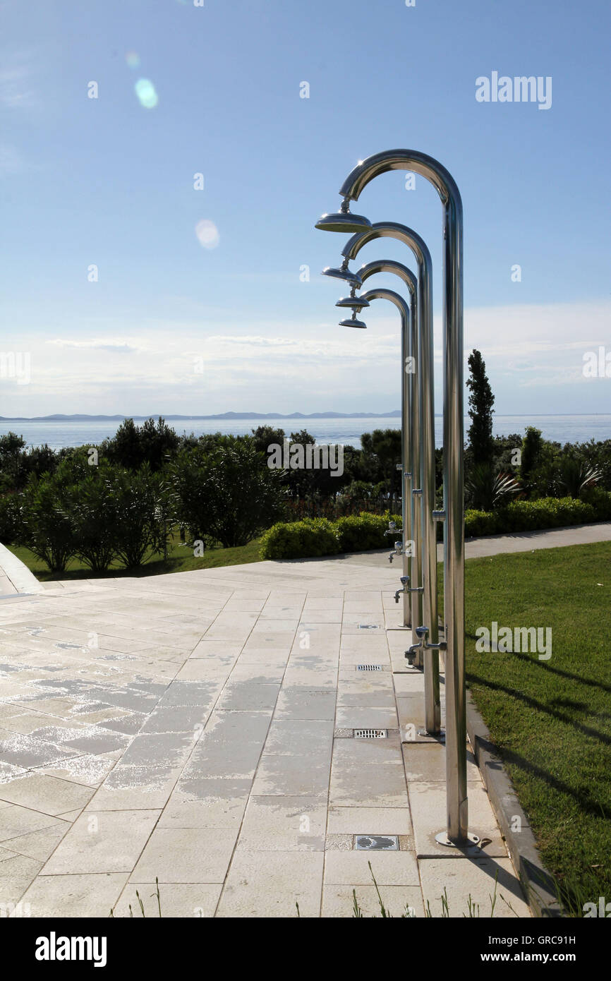 Power shower hi-res stock photography and images - Alamy