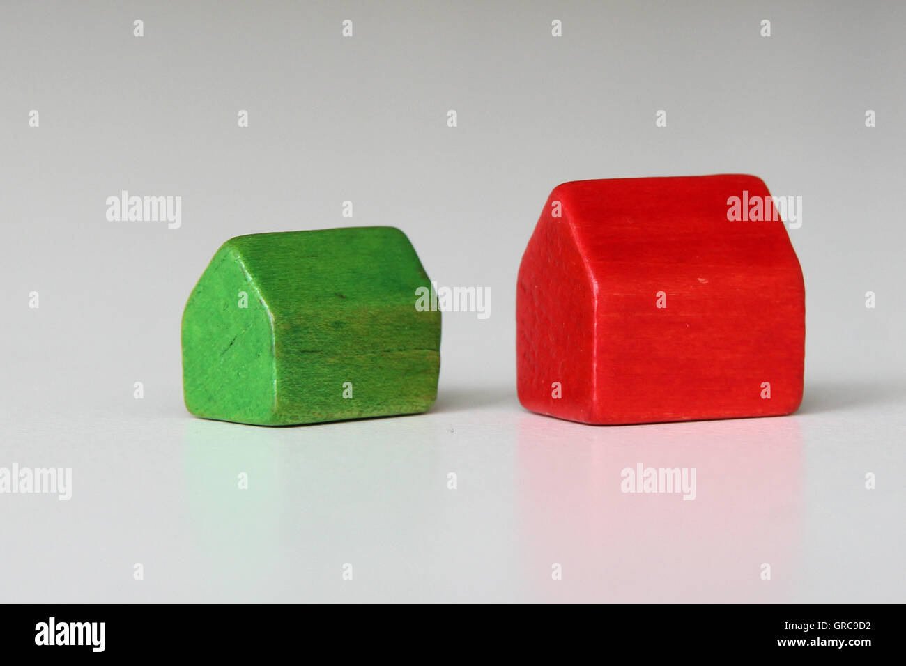 Monopoly house hi-res stock photography and images - Alamy