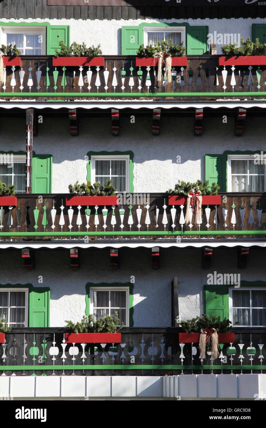 Renovated building hi-res stock photography and images - Alamy