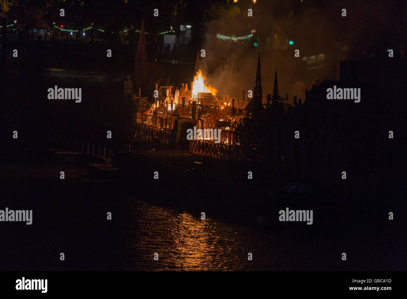 Fire london 2016 hi-res stock photography and images - Alamy