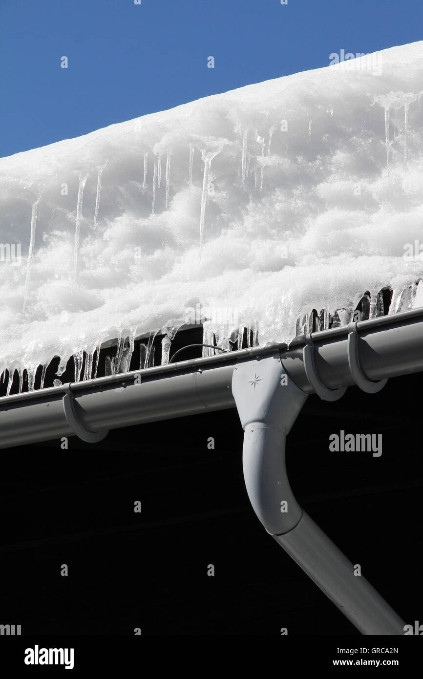Rain water pipe hi-res stock photography and images - Alamy