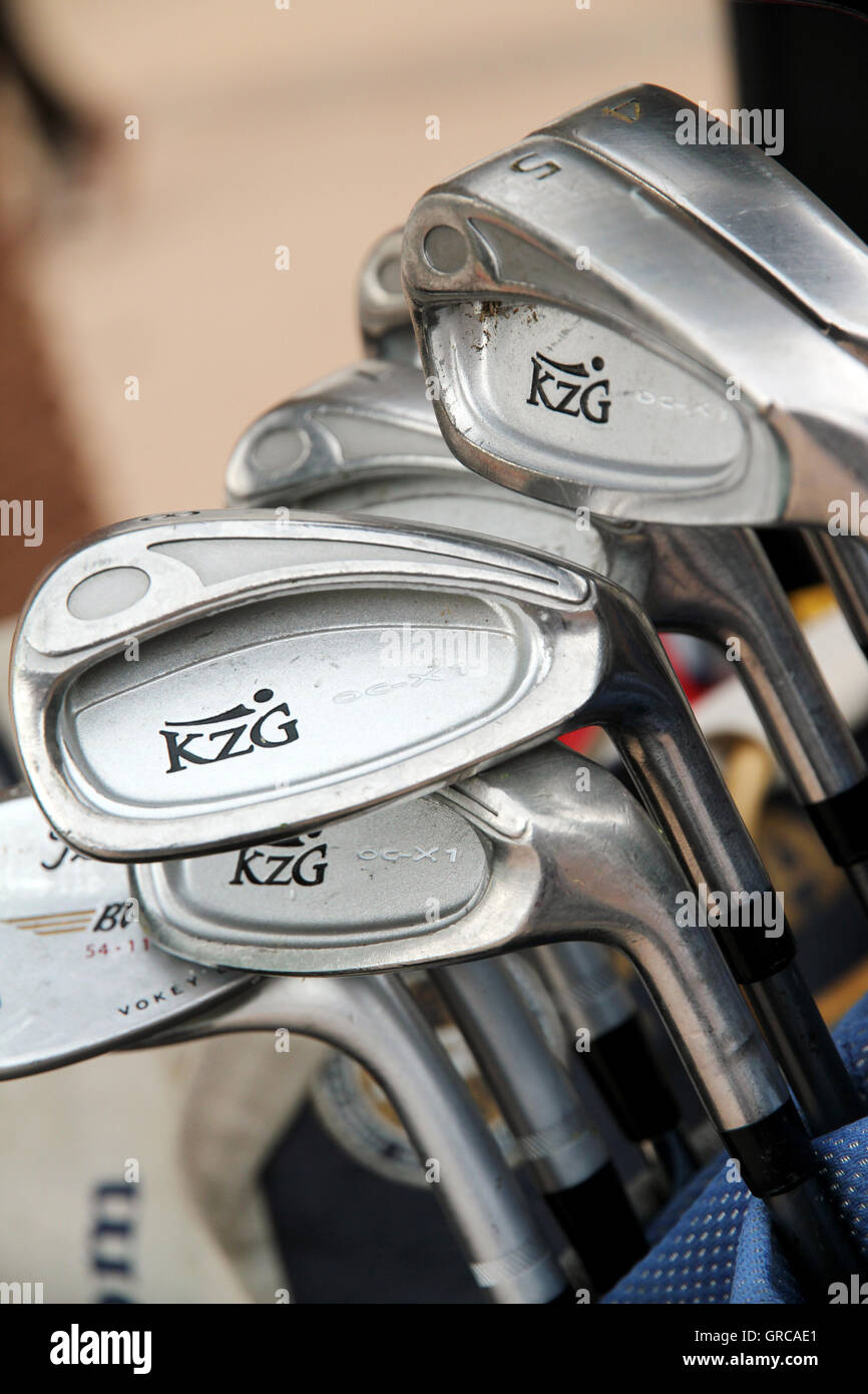 Golf racket hi-res stock photography and images - Alamy