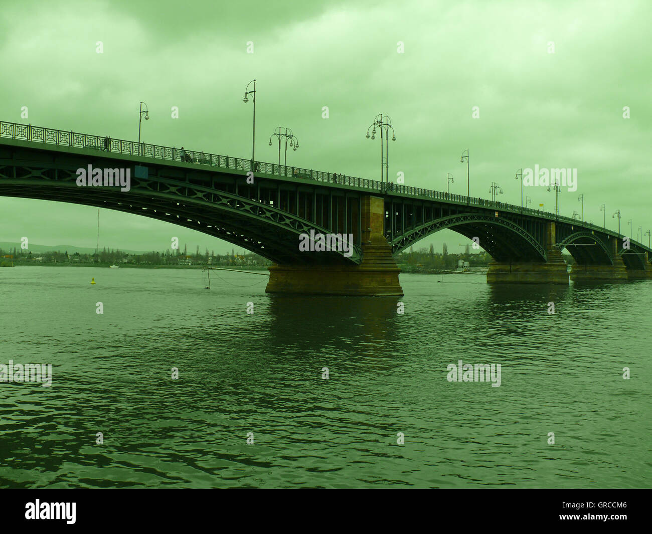 Mainz, River Rhine With Theodor-Heuss-Bridge Stock Photo - Alamy